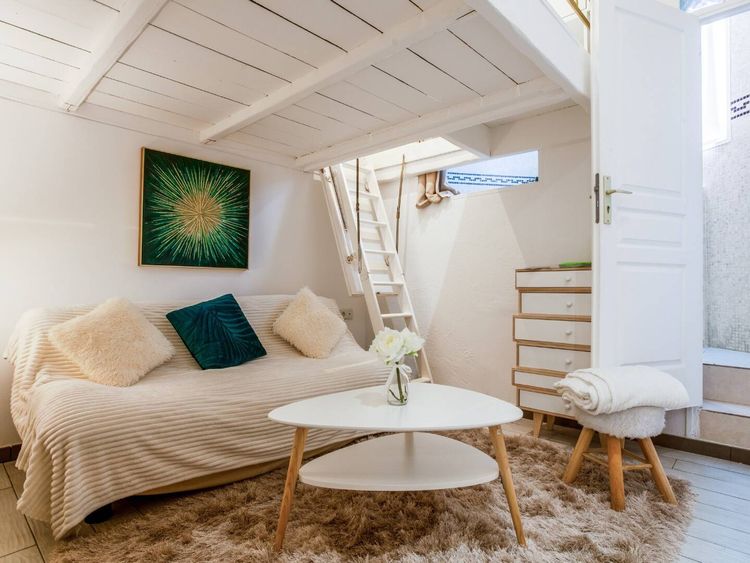Studio of 20m² Antibes | Studapart