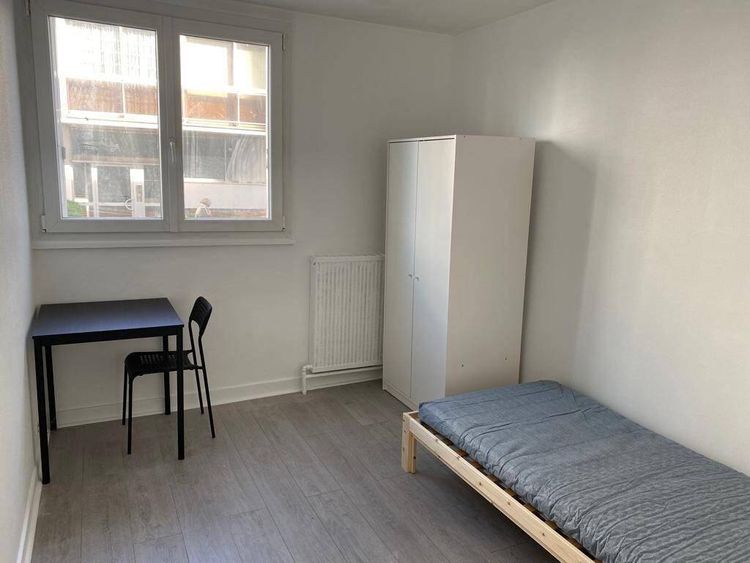 101m² Private room in a flatshare for 7 people Créteil | Studapart